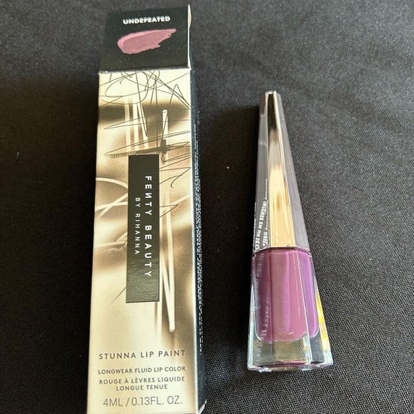 Fenty Beauty | Makeup | Pick 23 Fenty Beauty Stunna Lip Paintin Shade ...